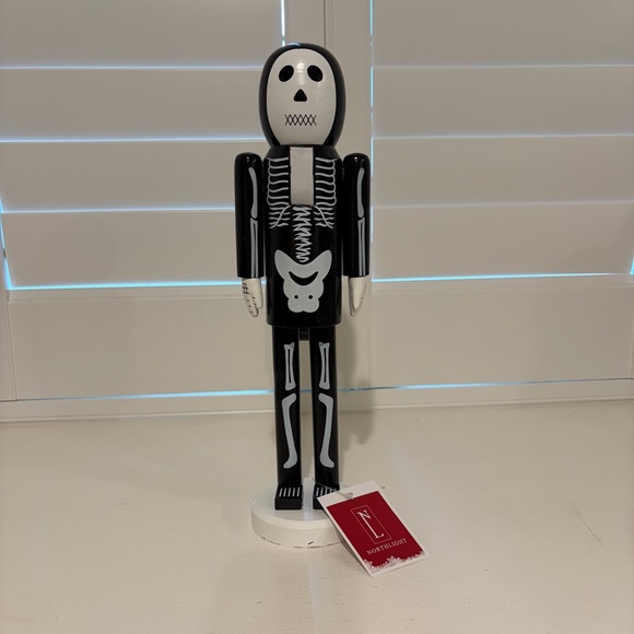 Northlight | Holiday | Nwt Northlight 4 Black And White Skeleton ...